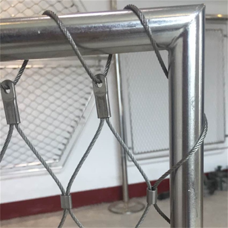 Bird aviary wire mesh